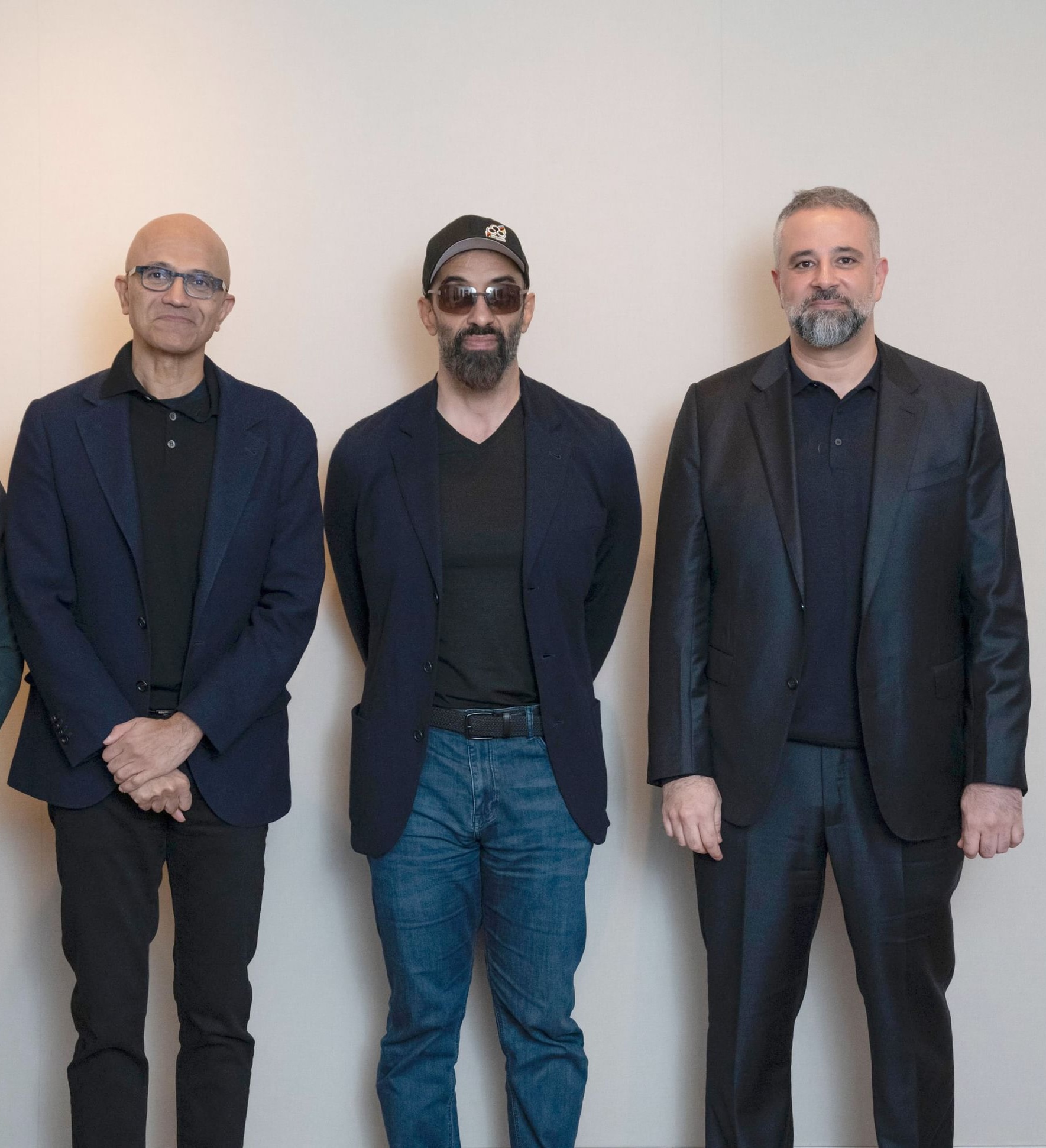 Abu Dhabi signs deal with Microsoft to enhance government efficiency ...